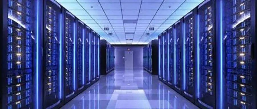 Sky Computing: Accelerating Geo-distributed Computing in Federated ...