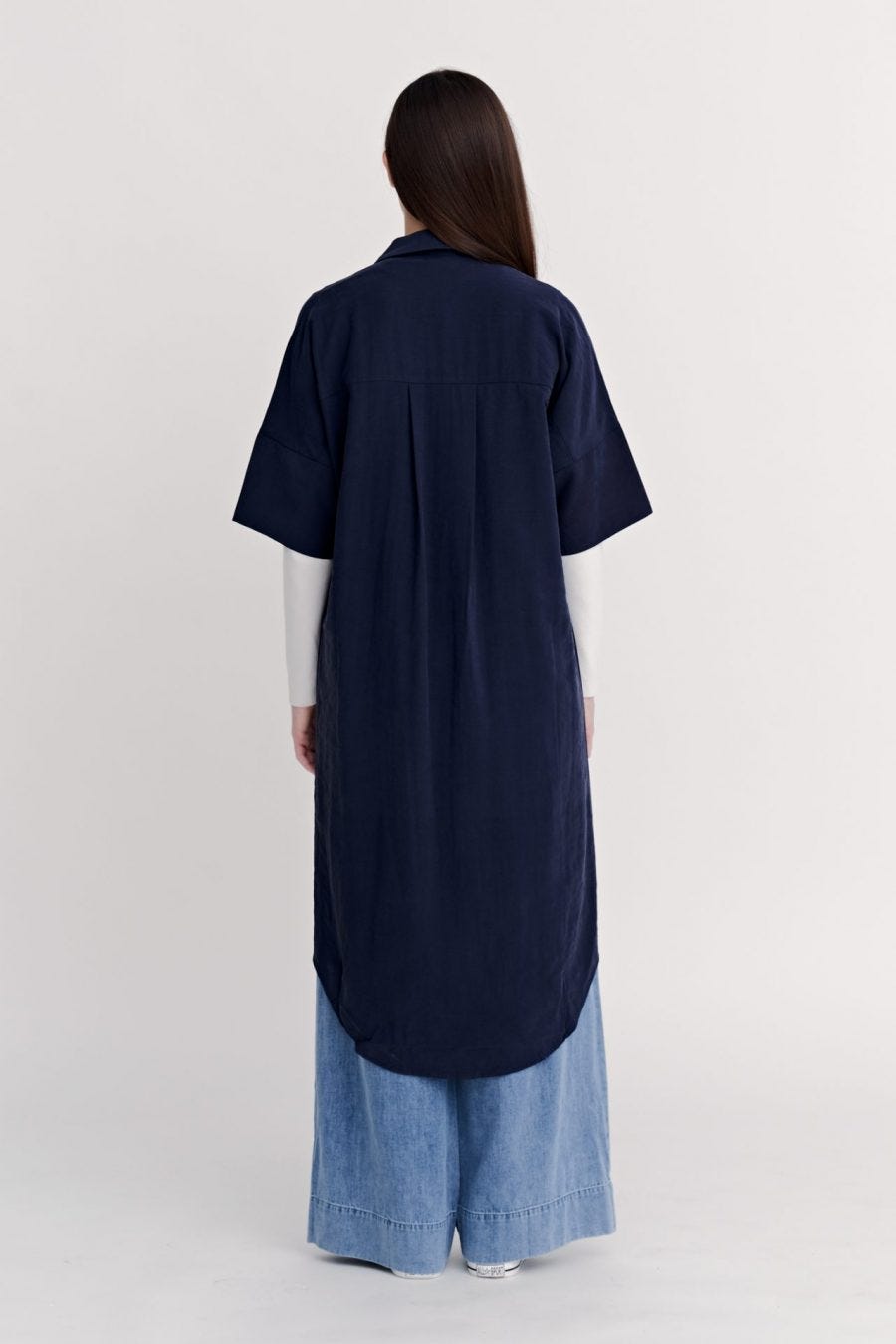 Curate a stylish, office-appropriate outfit with this short sleeve ...