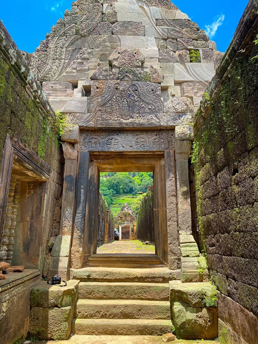 Welcome to Laos, a place of calm and beauty. | by Travel PRO GUIDE ...