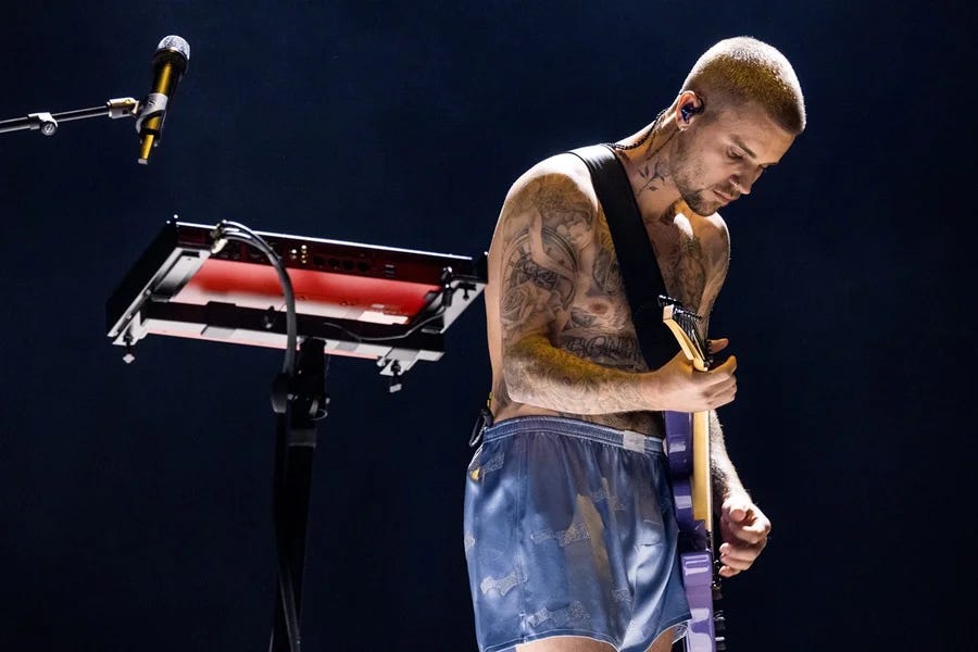 Justin Bieber no Grammy 2026: A Performance Que Provou Que Menos Ainda ...