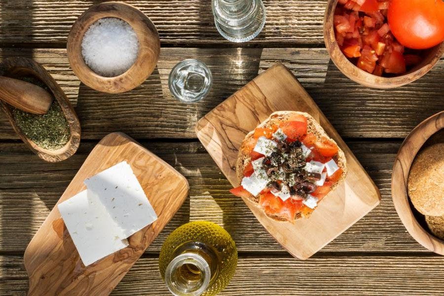 THE TRADITIONAL CRETAN DIET IS CONSIDERED TO BE ONE OF THE HEALTHIEST ...