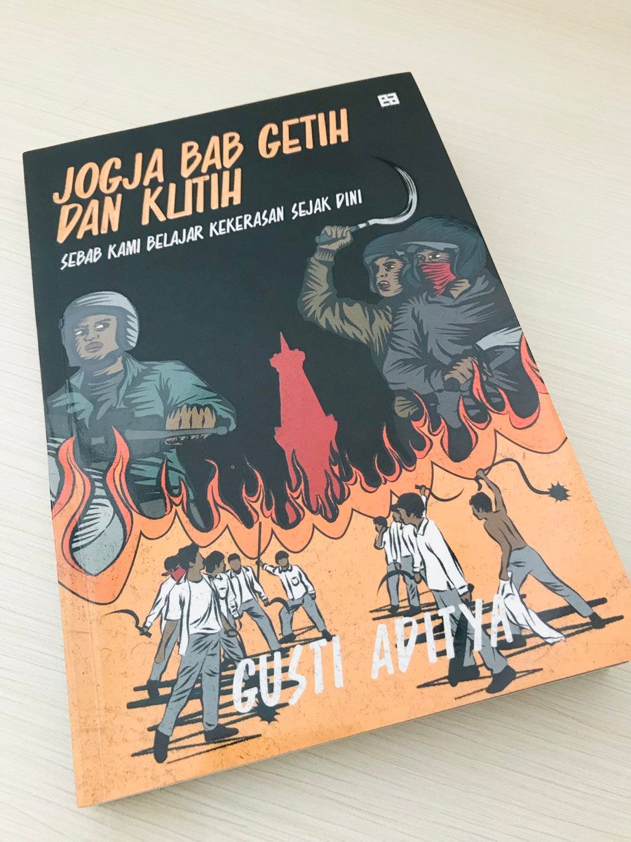 Catatan Kehancuran dan Kesialan-Kesialan Lainnya | by Merah Aditya | Medium