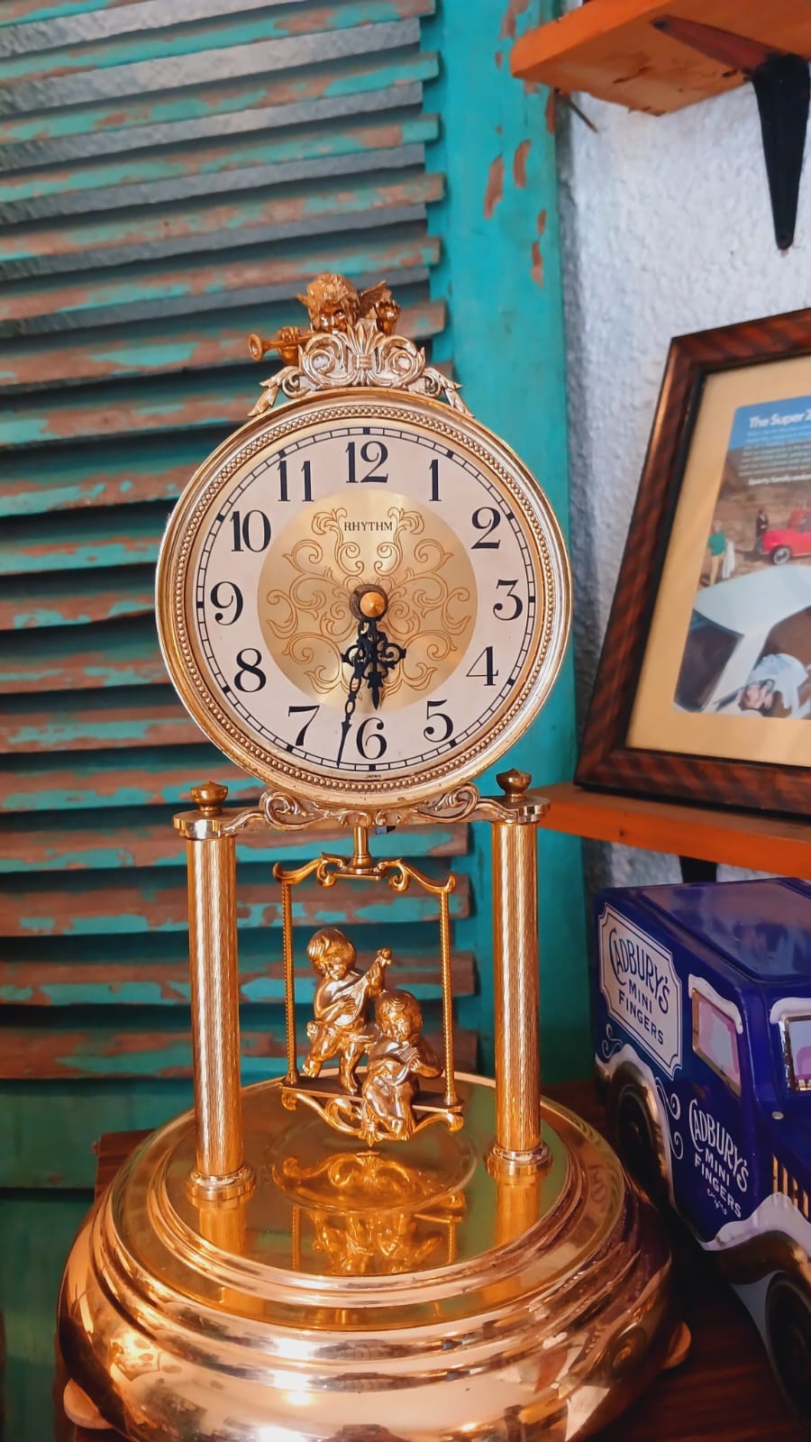 Tick-Tock. It makes me knock on the wrong door | by Indah Maulida | The ...
