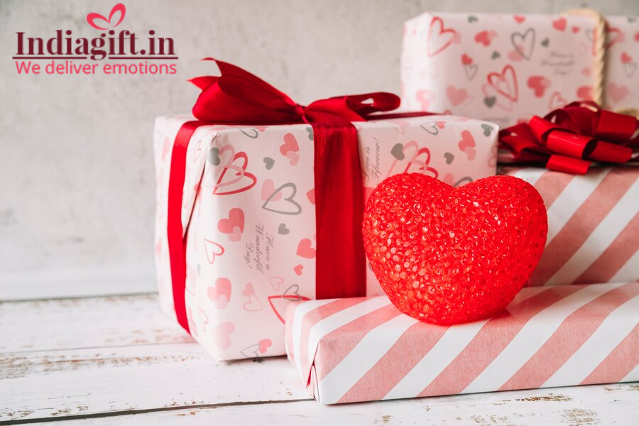 Love Notes: Valentines Day Gift Ideas for Every Taste | by Snaya Thakur ...