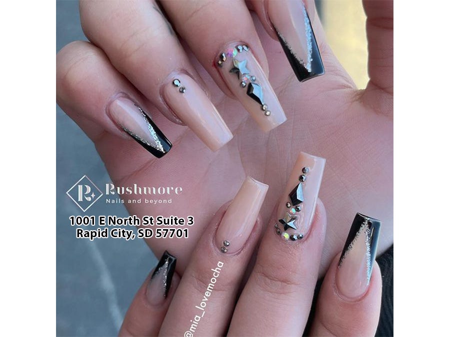 Nails of the day - RushmoreNails Louisa - Medium