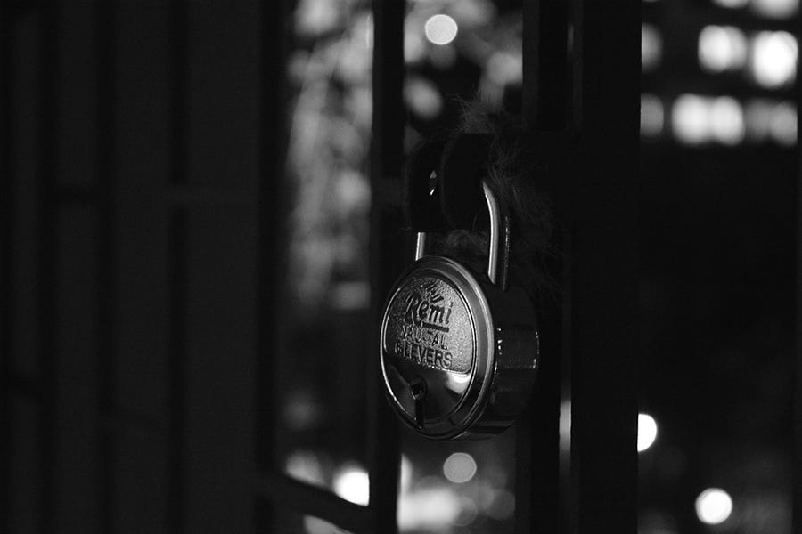 Lost Car Keys — Find Great Locksmiths In A Jiffy | by MedicalTips | Medium