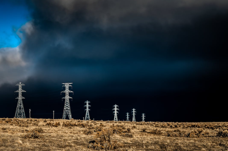 8 Ways to Manage Anxiety and Fear During a Thunderstorm | by Myaamu ...