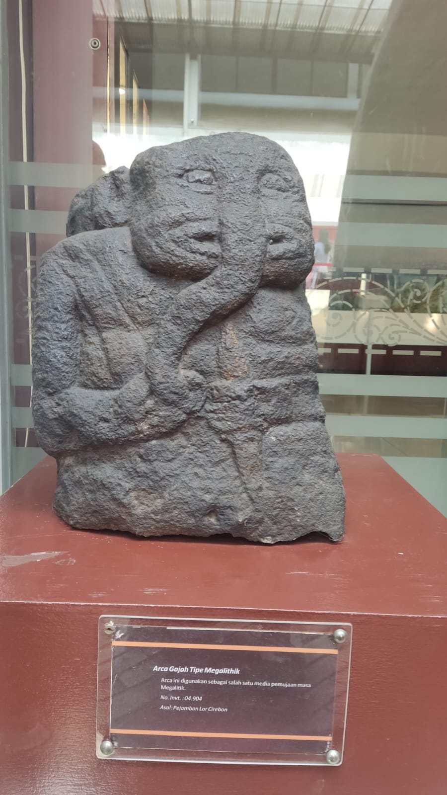 Arca Gajah Megalitik : Pengertian, Sejarah dan Fungsinya | by Thariq ...