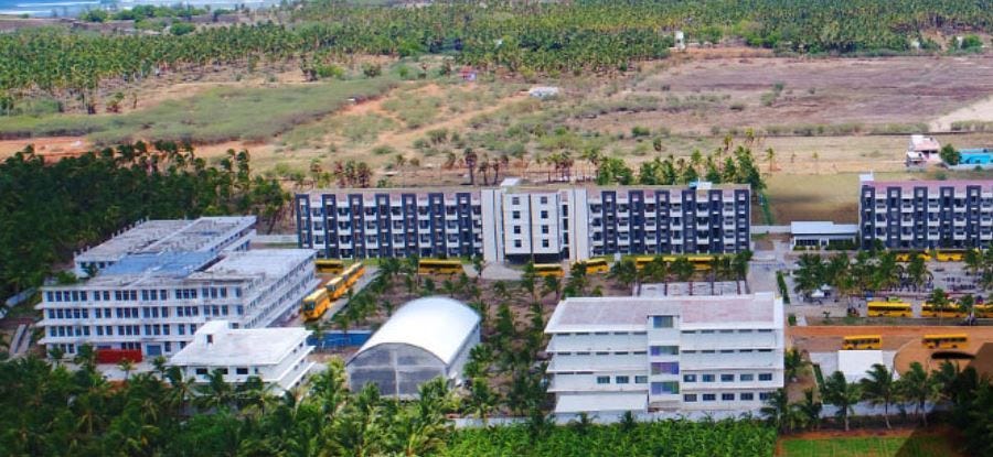 World class engineering education with high end facilities — Rohini ...