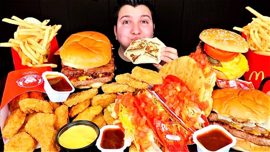 Mukbang Eating Trend Is So Crazy. I don’t get the hype behind this ...
