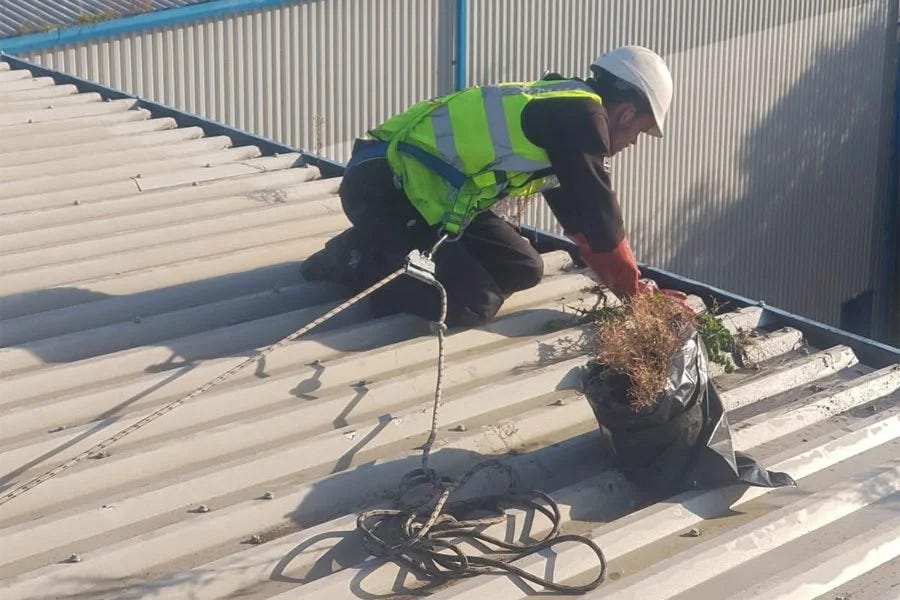 What are the key steps involved in installing a Colorbond roof, and ...
