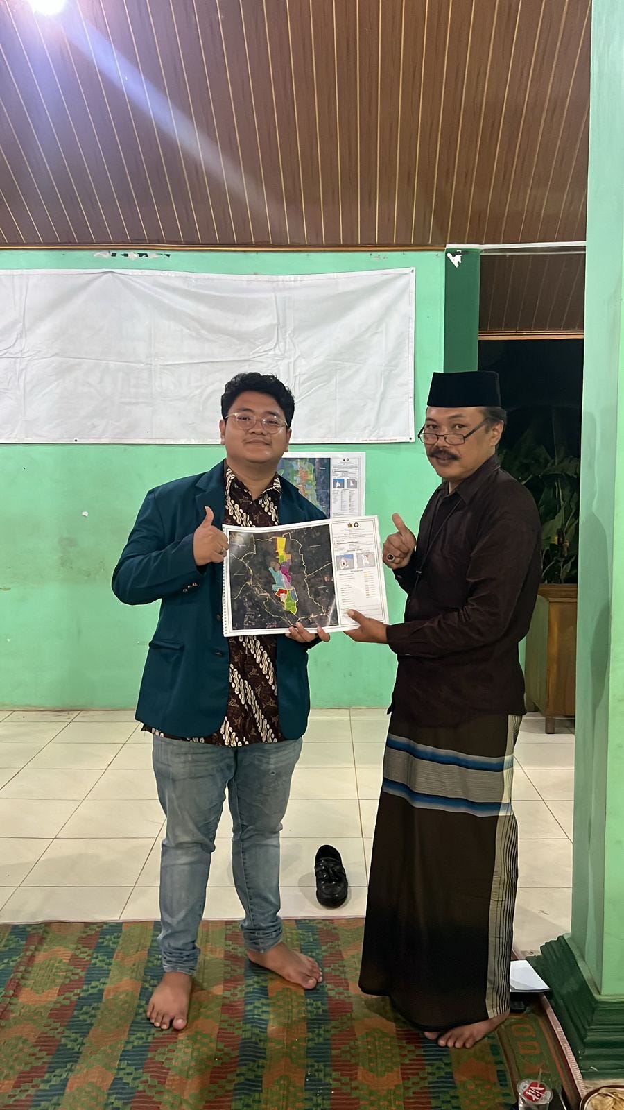 Pembuatan Peta Batas Desa dan Sebaran Fasilitas Umum oleh Mahasiswa KKN ...