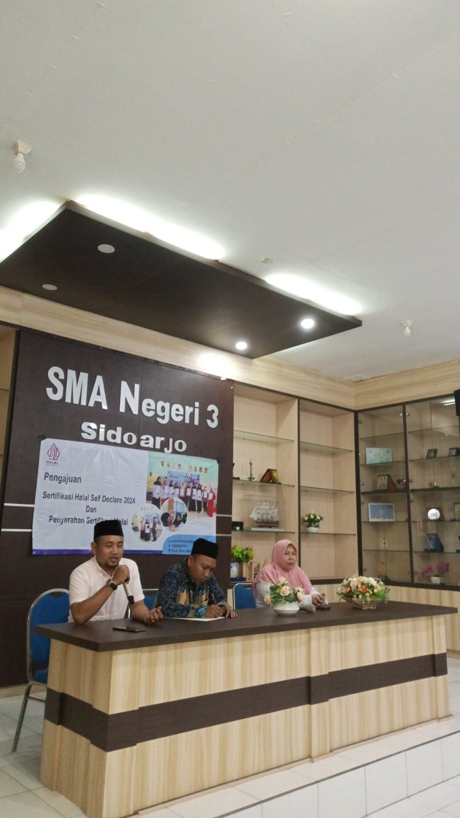 WA 083830204133 LAYANAN PERIZINAN PROSES SERTIFIKASI HALAL KEC.TARIK,SIDOARJO | by Fathul8 | Feb ...