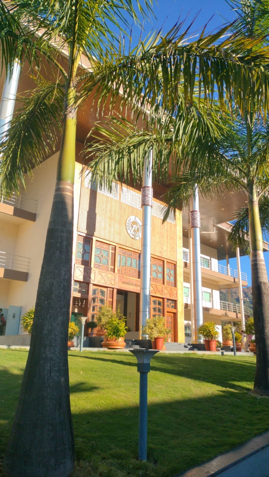 From the Unsure Introvert to the Confident Achiever: My Redefining Year ...