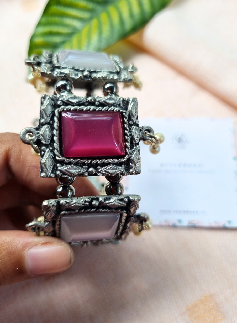 How to look classy with Oxidized Jewelry?How to look classy with ...