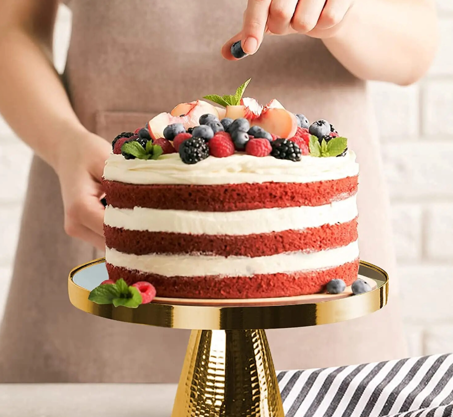 The Art of Pastry: How Incredible Desserts are Created | by Hart ...