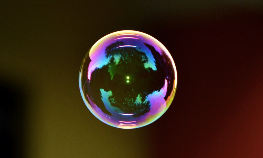 Can you ignore the filter bubble? | by Nicole Smith | Medium