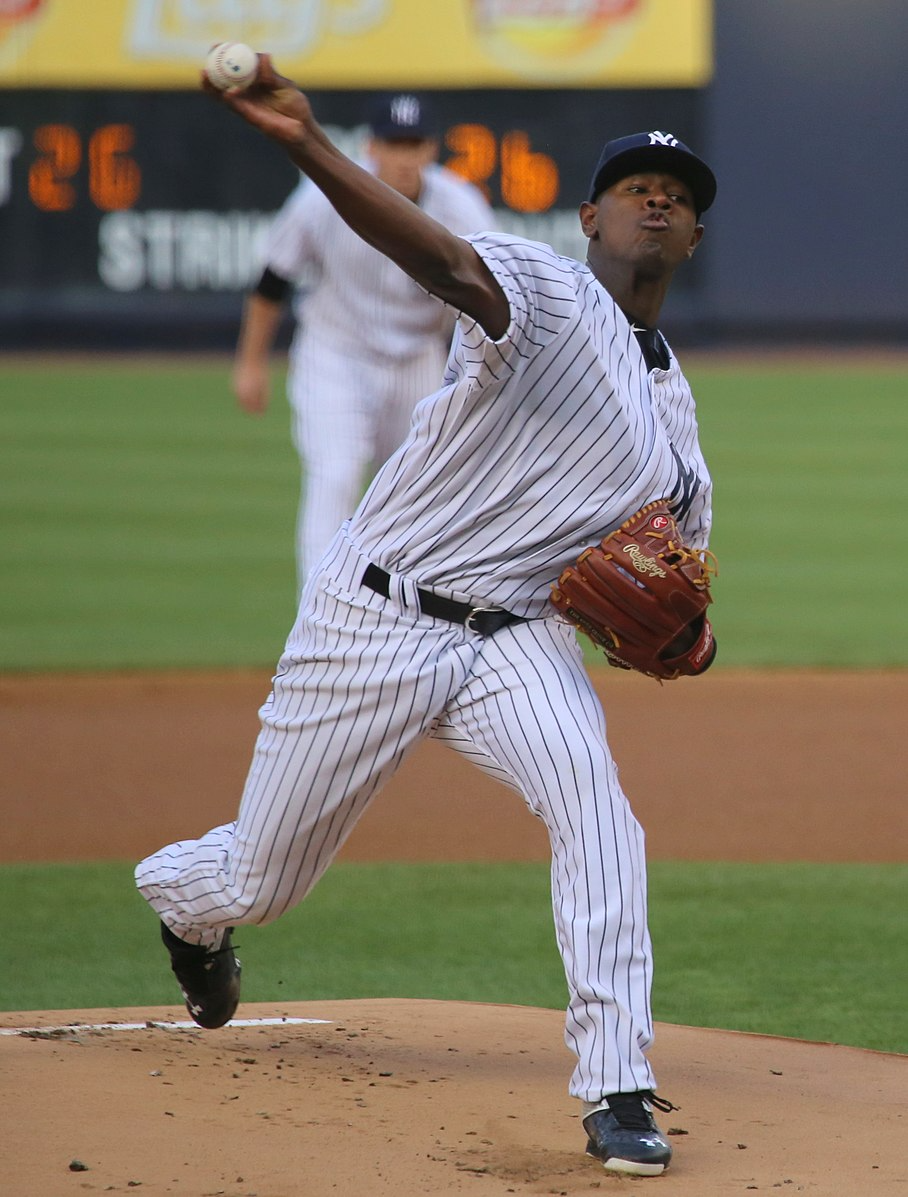 Yankees Lose Close One in Houston | by Michael Perreault | Medium