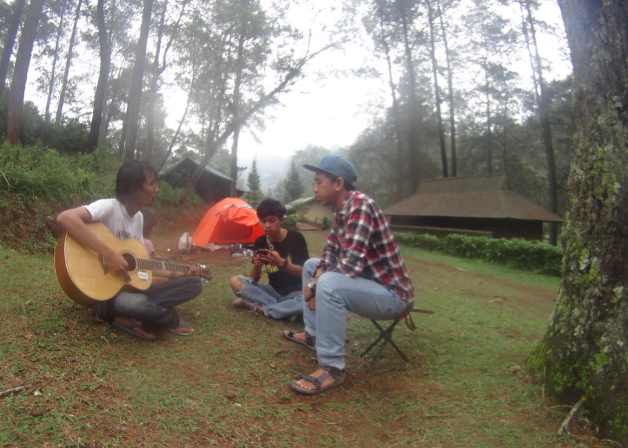 Wisata Cikole Lembang Bandung. Cikole merupakan salah satu tempat… | by Rendika Iswandi | Medium
