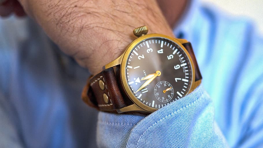 Discounted Men’s Luxury Watches: Exclusive Deals | by MenWatches.co.uk ...