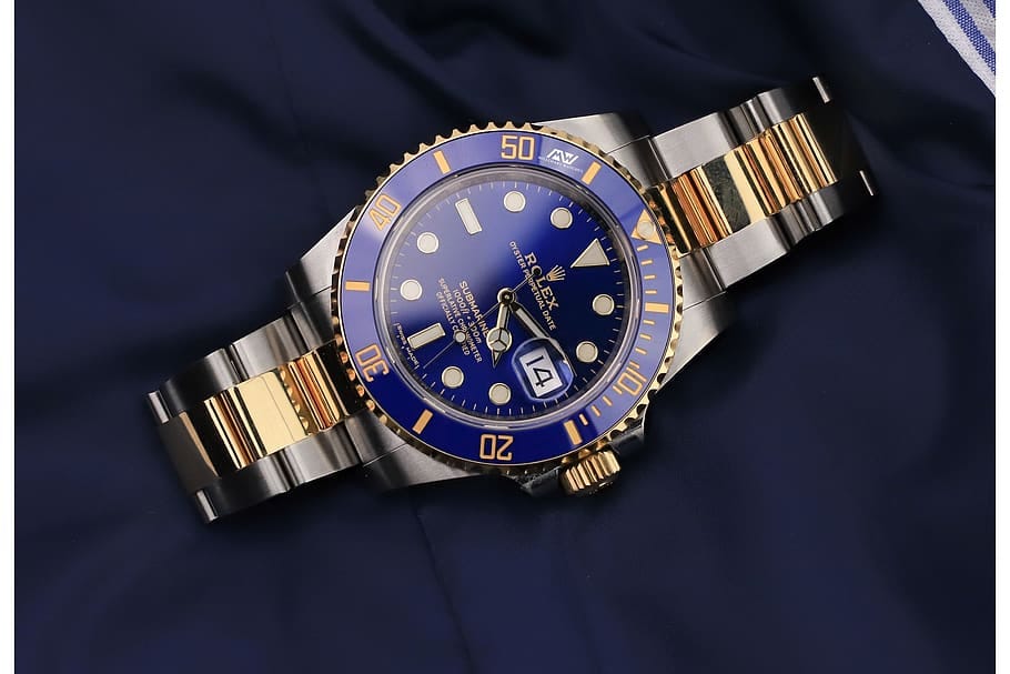 Stylish 24k Gold Men’s Watches | by MenWatches.co.uk | Jun, 2023 | Medium