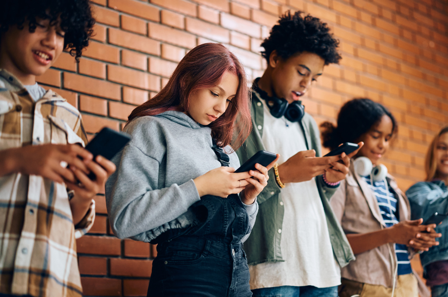 Navigating the Digital Divide: Balancing Technology and Education in ... Navigating the Digital Divide: Balancing Technology and Education in ...