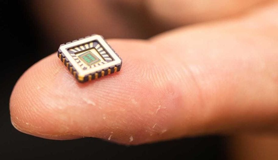 Scientists finally develop artificial neurons that mimic our brain ...