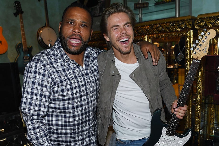 Derek Hough rocks out during Vegas Doppels Day bash | by Doppels | Medium