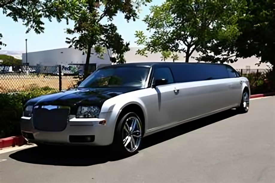Unforgettable Prom Night with Luxury Limo and Party Bus Rentals | by ...