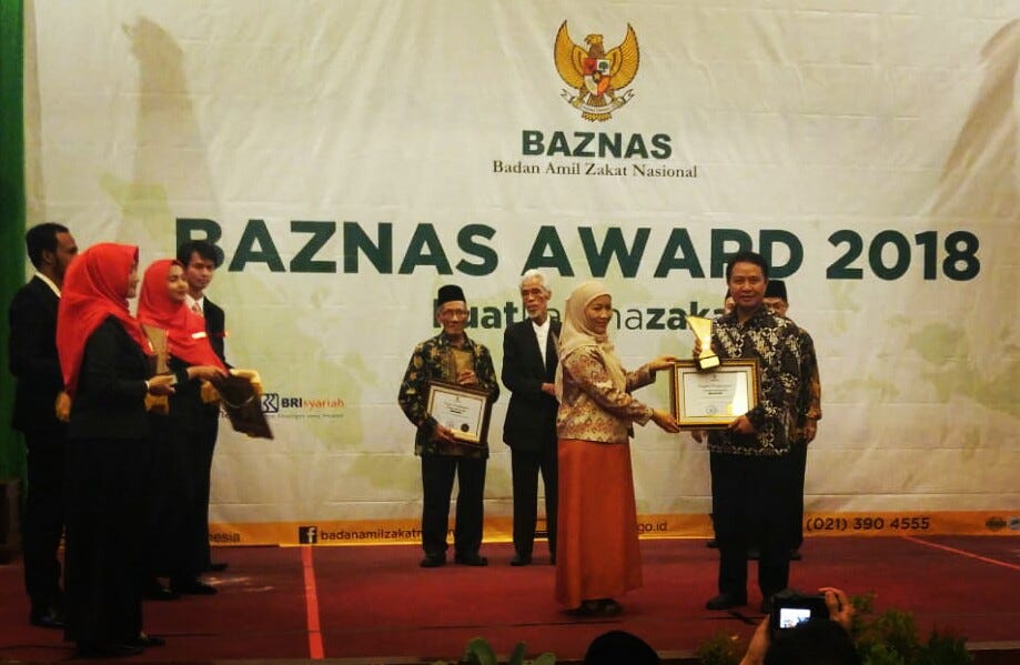 Lazismu Raih Penghargaan Baznas Award 2018-”Laznas dengan Pertumbuhan Penghimpunan Terbaik” | by ...
