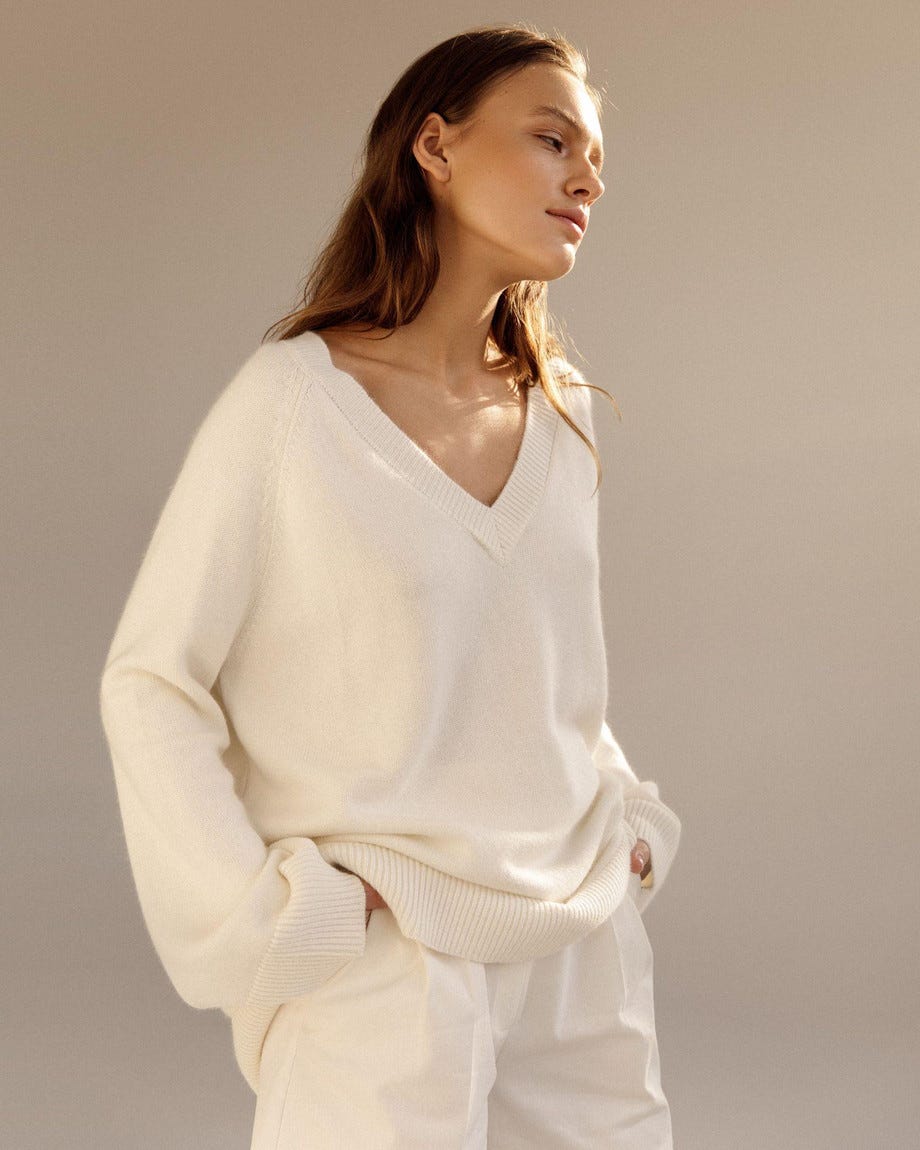Get a superior V-neck cashmere jumper for an adorable look | by ...