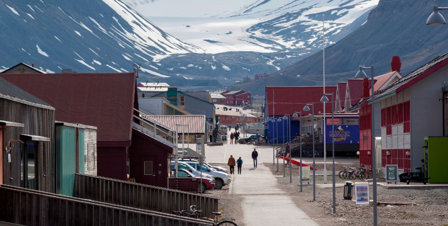 WHERE IS THE NORTHERNMOST CITY IN THE WORLD ️🏔 On the Svalbard ...