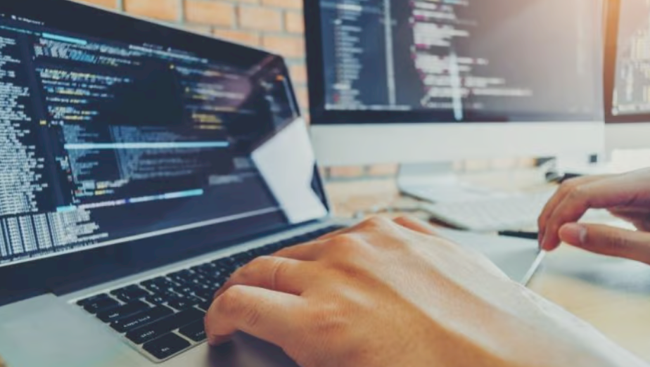 Boost Your Career with our Expert Software Engineer Tips | by Natalia Romanenko | FutureFusion ...