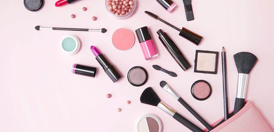 Perempuan dan Standar Kecantikan. Perempuan dan kecantikan merupakan… | by KiniLaxi | Jun, 2025 ...