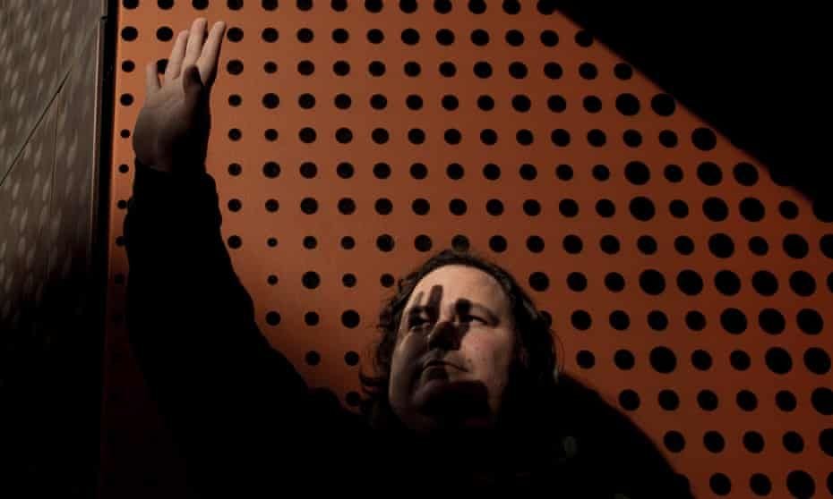 Google Engineer who believes AI chat bot is sentient and could turn bad ...