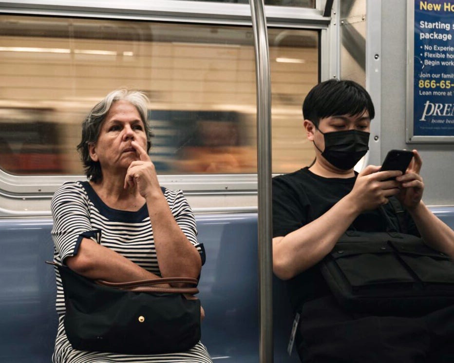 MY LOVE-HATE RELATIONSHIP WITH STREET PHOTOGRAPHY | by Damion Lackna | Medium