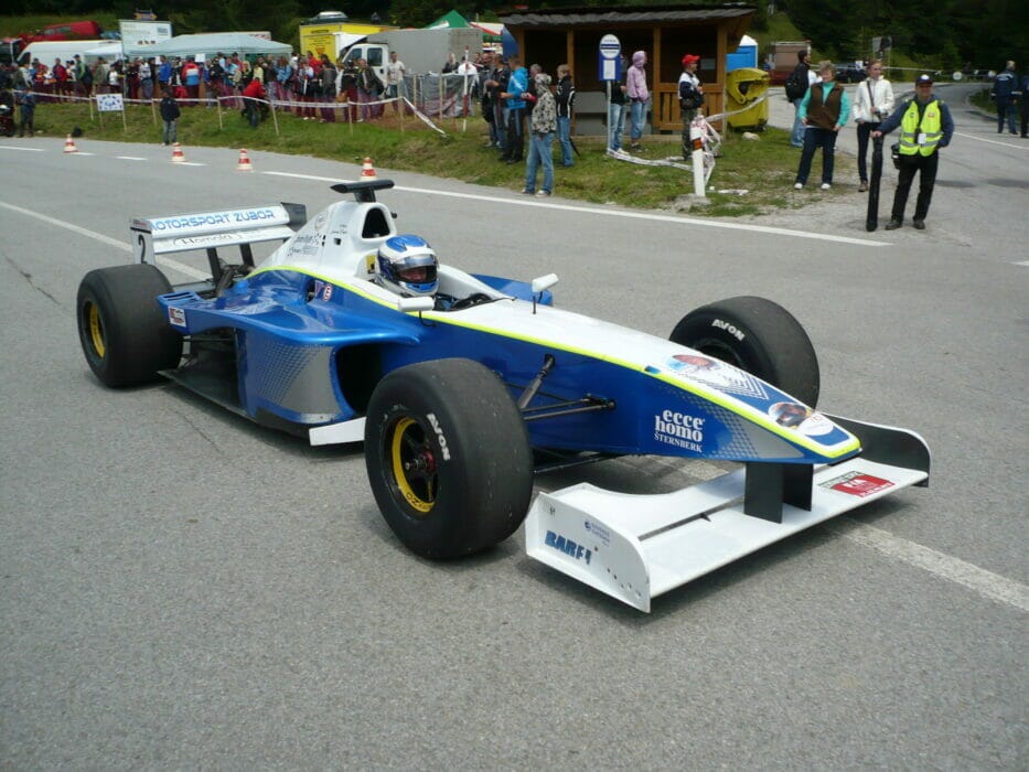 Revolutionizing Racing with 3D Printed F1 Cars | by 3Ddeal.com | Medium