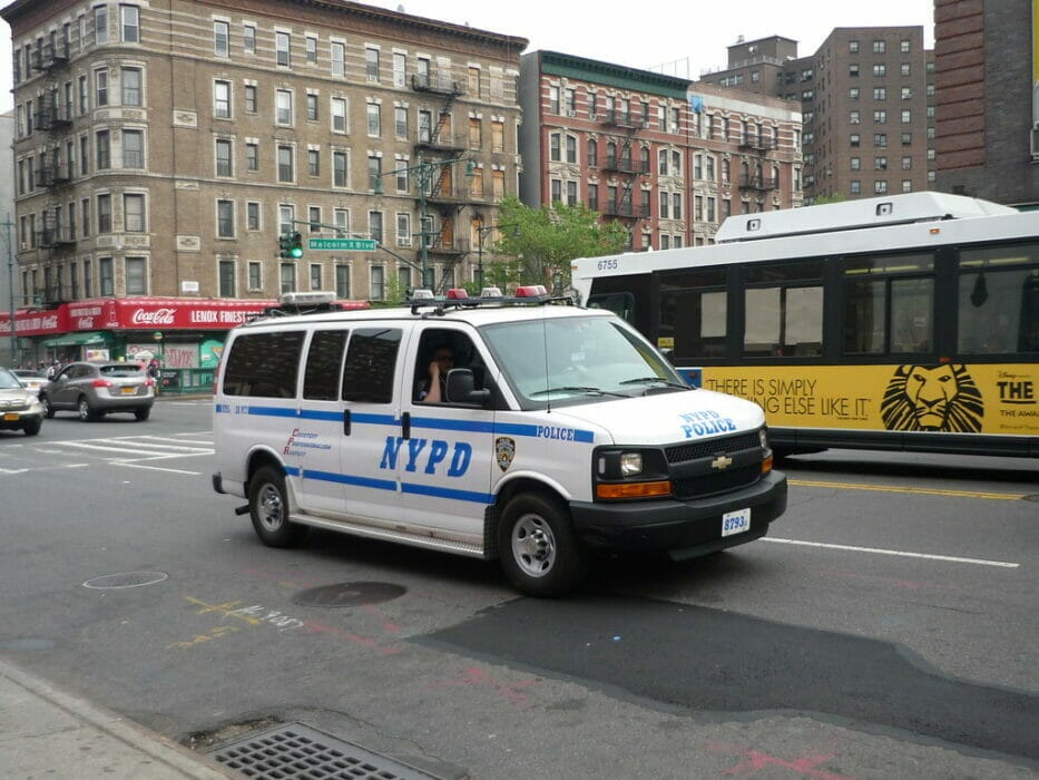 2000 Chevrolet Express Van: Specs & Features | by Van Squad UK | Medium