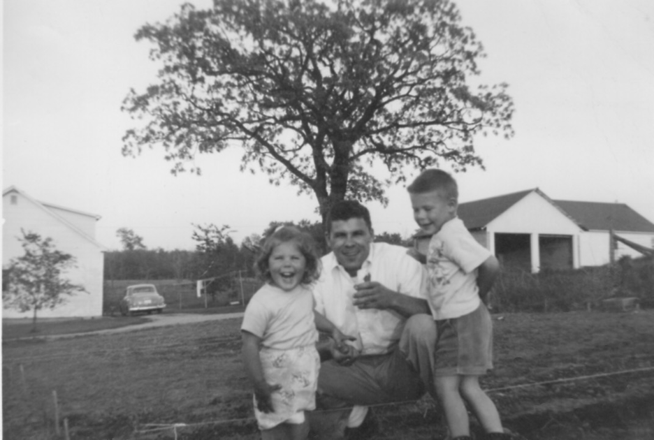 People Yearning for the Past in America | by Sharon Zuidema | Minds ...