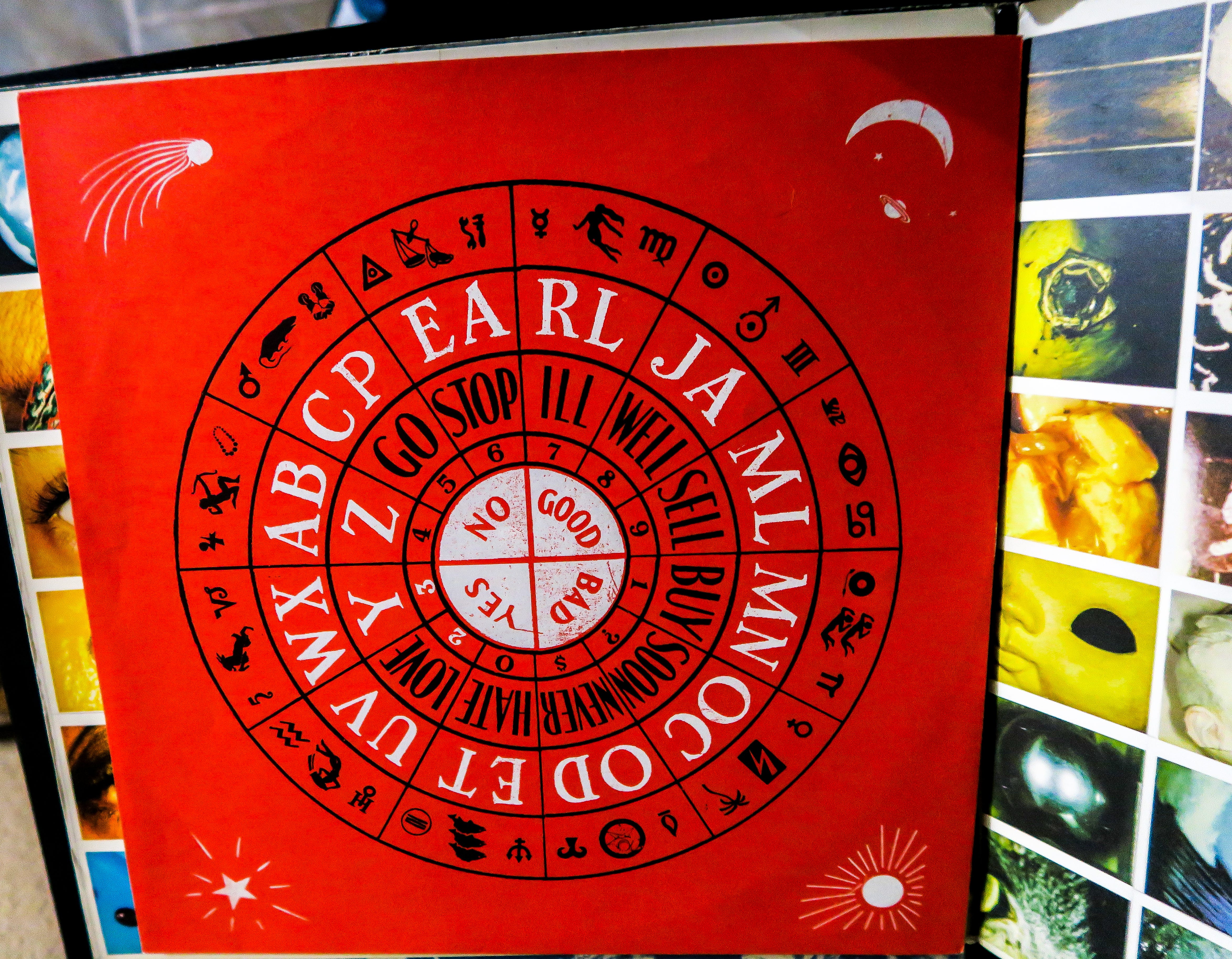 Pearl Jam No Code Album Cover