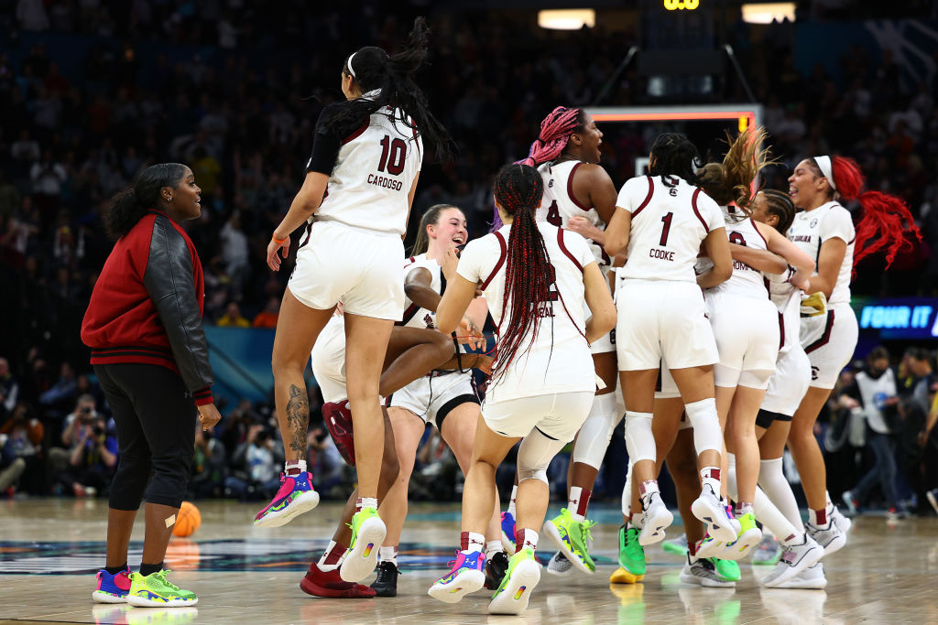 🏀 Women’s March Madness: A team of destiny | by The GIST | Medium
