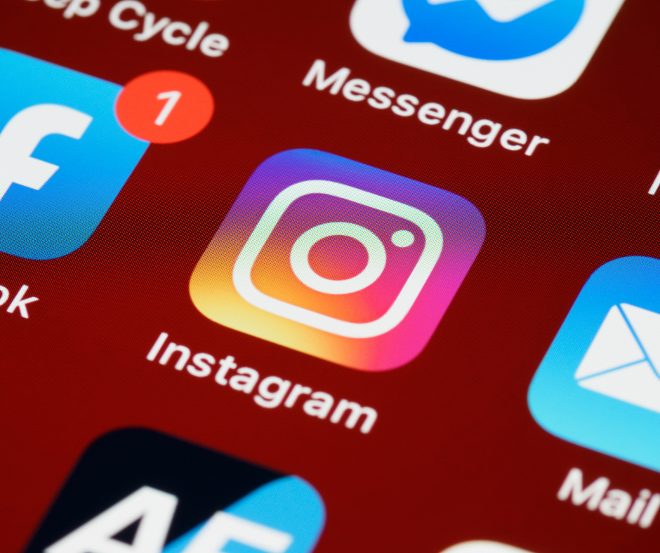 Why do I use Instagram as a developer, and why you should too? | by Asanda Que | Medium