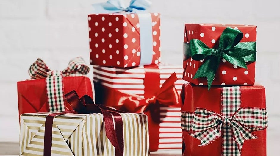 Enhance the Joy of Your Christmas Eve With Christmas Food Boxes | by ...