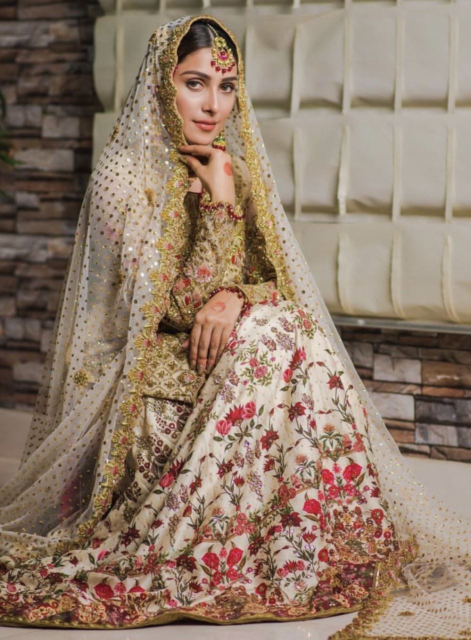 New Pakistani Bridal Engagement Dresses Available Online | by Rangjah ...