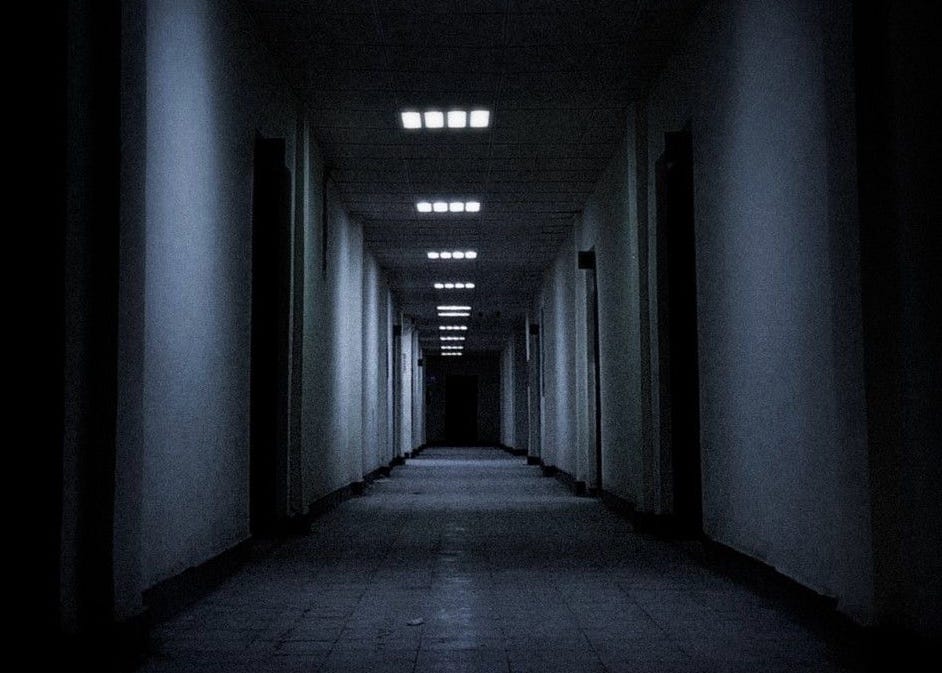 Lorong yang Hampa - Rio Ananda Andriana - Medium