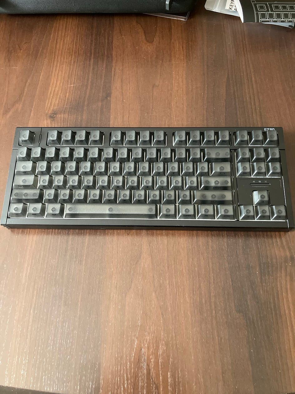 Iqunix EZ80 - Airman - Periview