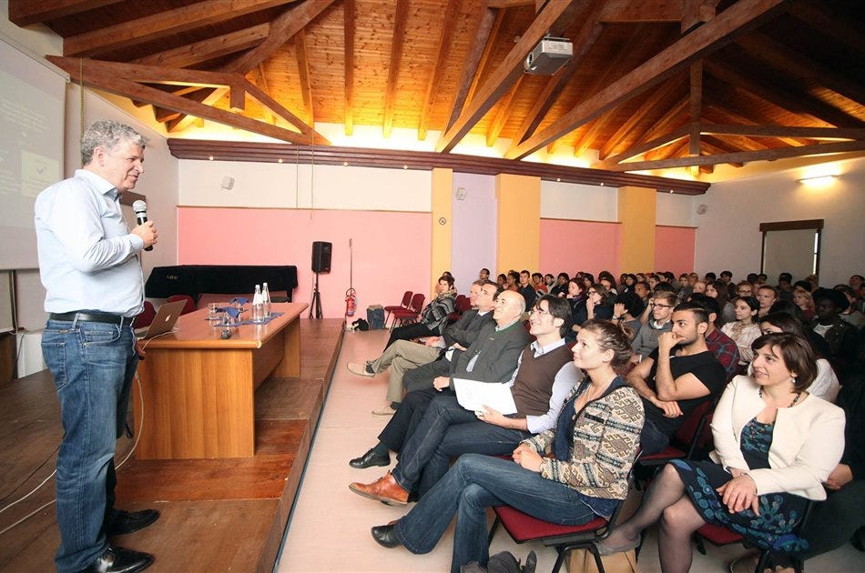 Alumnus Darren Huston Visited the College and Held a Lecture | by ...