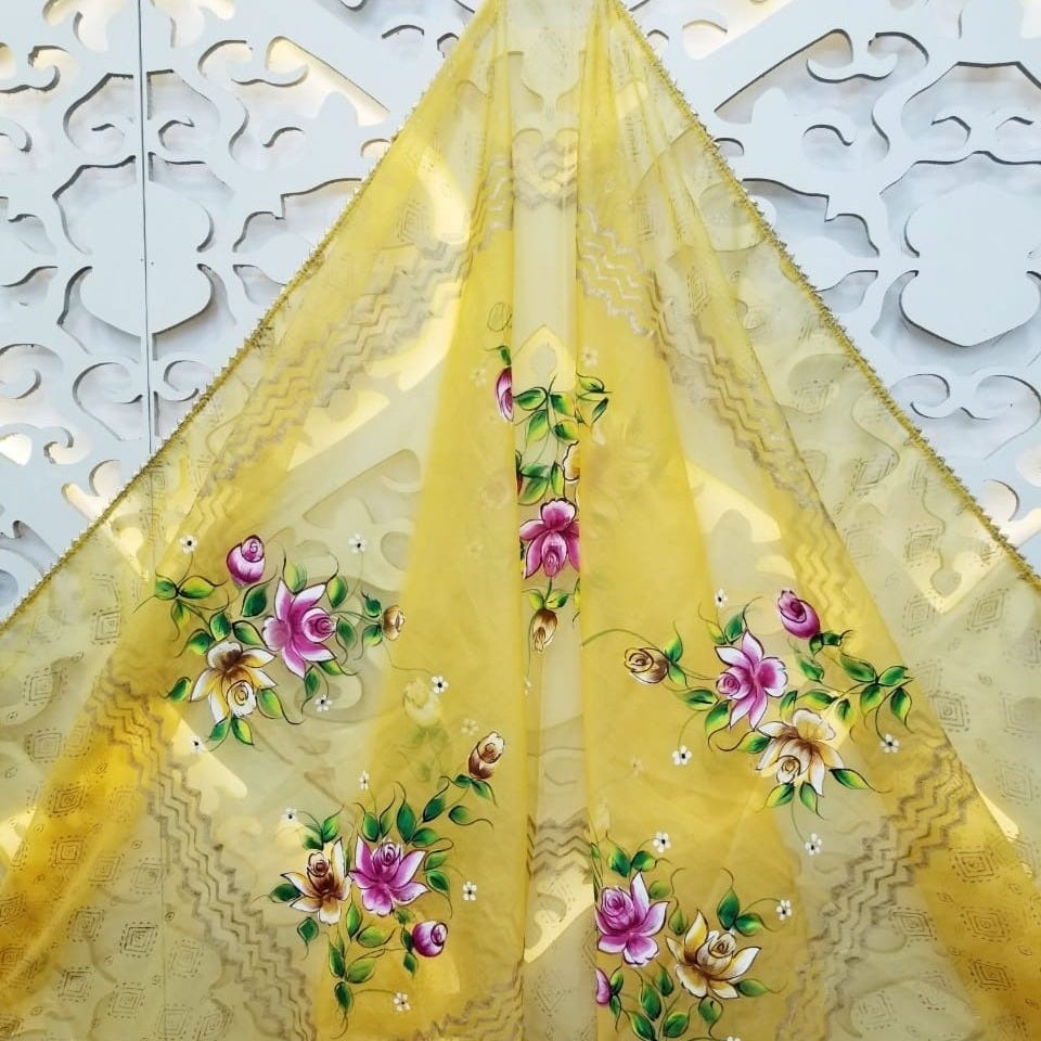 Hand-painted Organza Dupattas: A Perfect Blend of Elegance and Artistry ...
