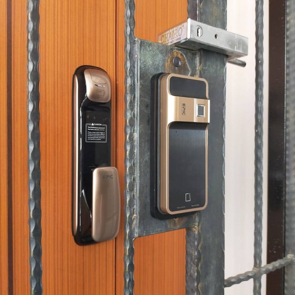 EPIC 5G Smartphone Push Pull Digital Lock for HDB Main Door in ...