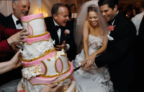 Wedding Cakes Disasters Wedding Day Disasters No Bride Can Prepare For
